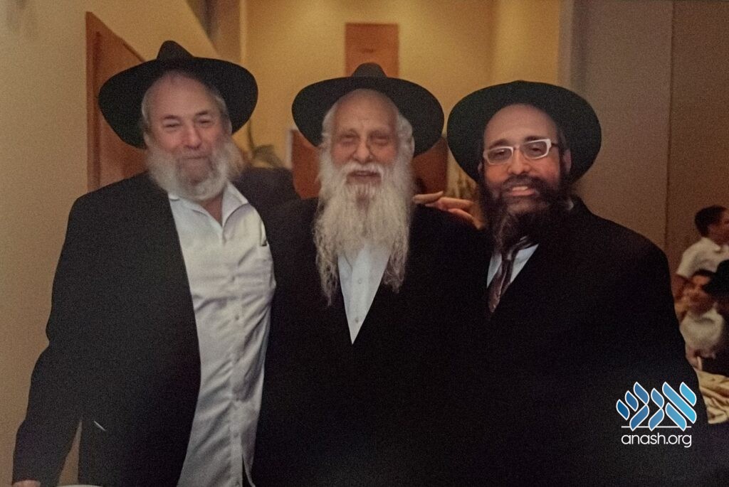 Rabbi Shimon Raichik, A Small Town Rov in a Big City - Anash.org