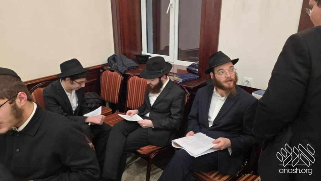 200 Spend Shabbos at Haditch Ahead of Alter Rebbe's Yahrzeit | Anash.org