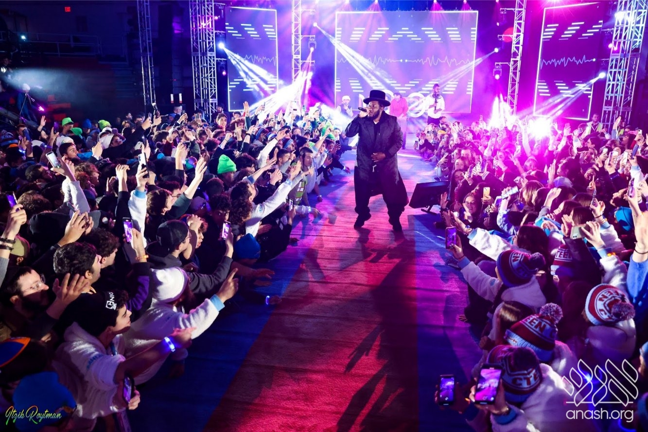 8,000 to Fill Nassau Coliseum for Largest Ever CTeen Event | Anash.org