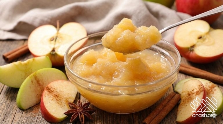 Apple Sauce: Ha'eitz or Shehakol? | Anash.org
