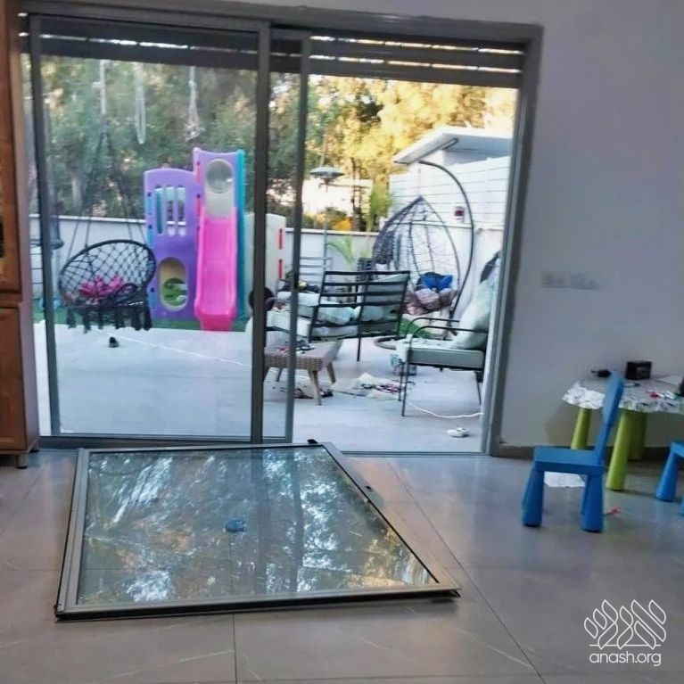 Shliach’s Baby Unharmed After Hezbollah Rocket Blast | Anash.org